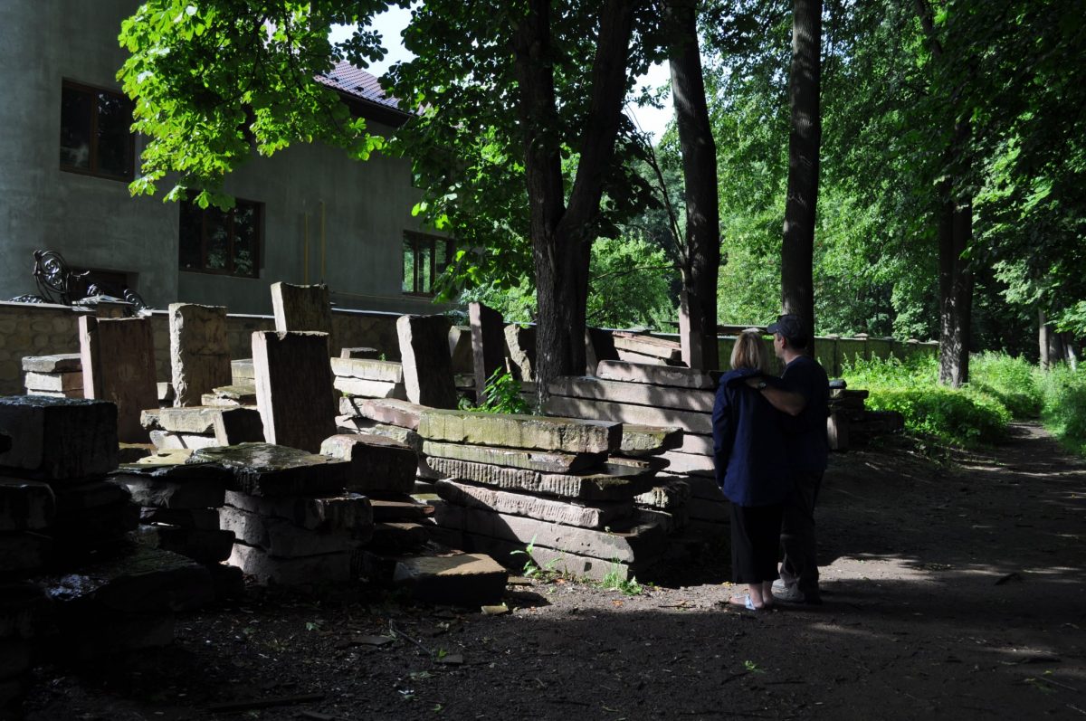 Recognition of the Jewish past in Western Ukraine: Changing for the ...